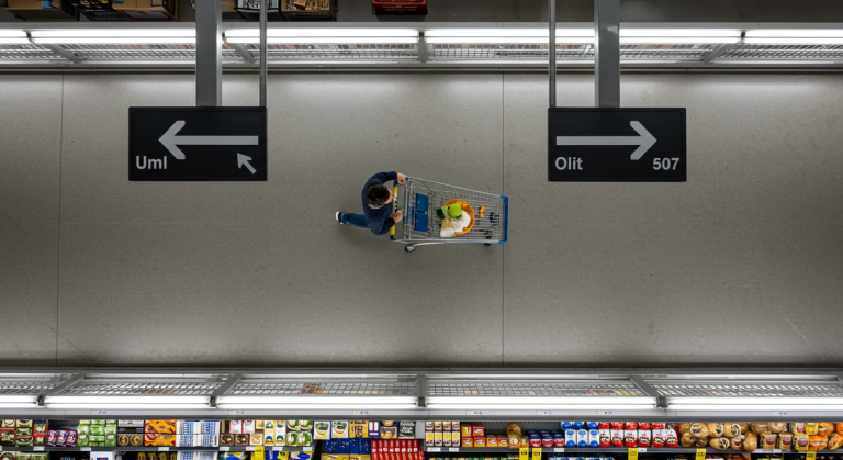 Smart Grocery Store Aisle Signs to Boost Sales